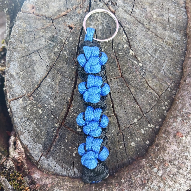 Paw Print Keychain, Macrame Keychain, Paracord Keychain, Cat Paw ...