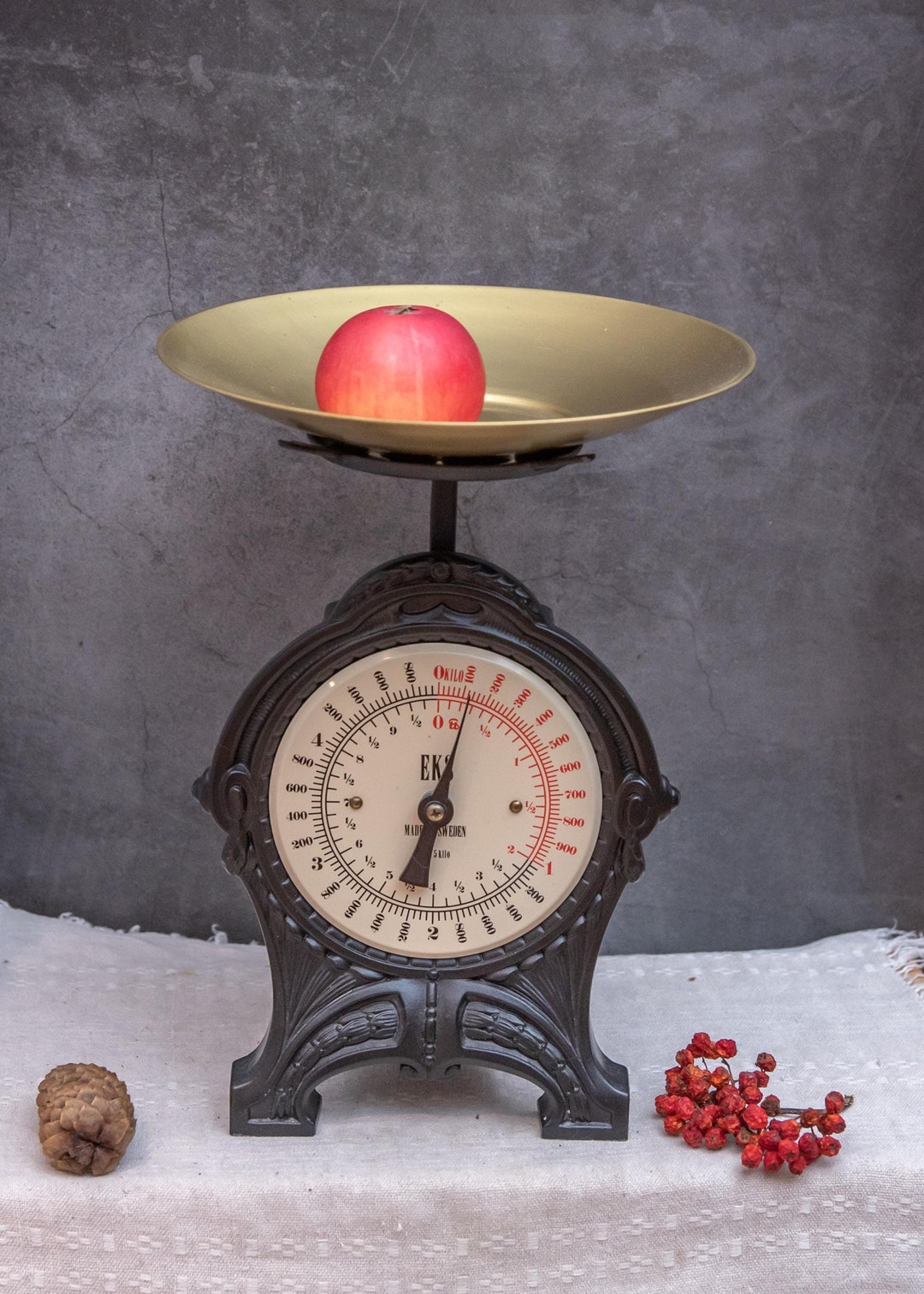 Vintage Kitchen Scales Made in Sweden EKS Black Cast Iron With Brass ...
