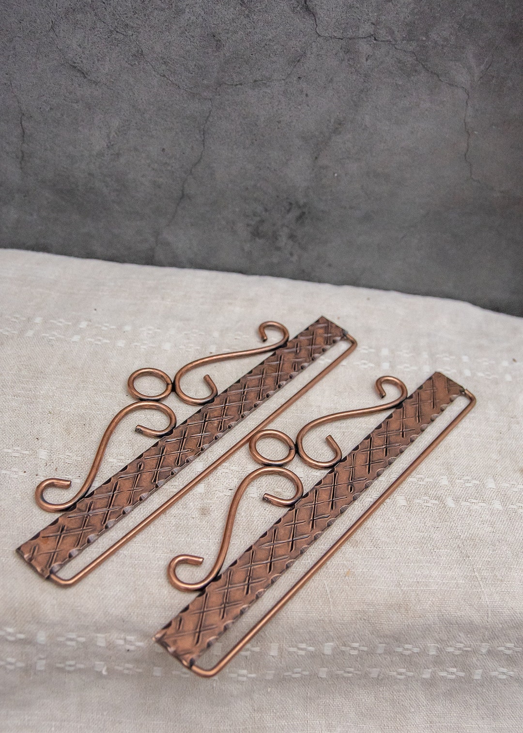 Vintage Quilt Hanger Copper Color Embroidery Hardware Hand Forged Bell ...