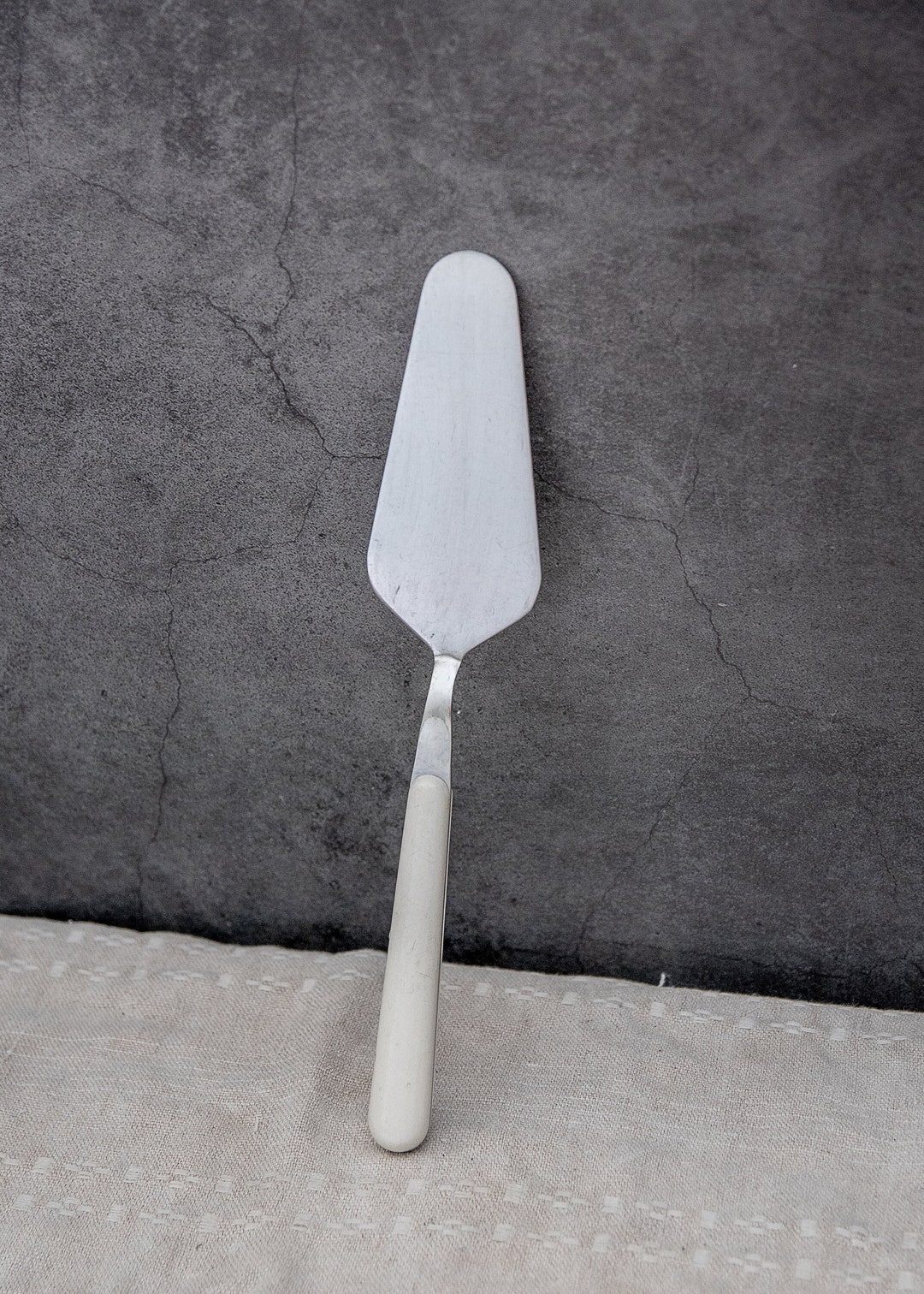 Vintage Cake Server Mid-century Cake Knife Tart Slice Serving Tool ...