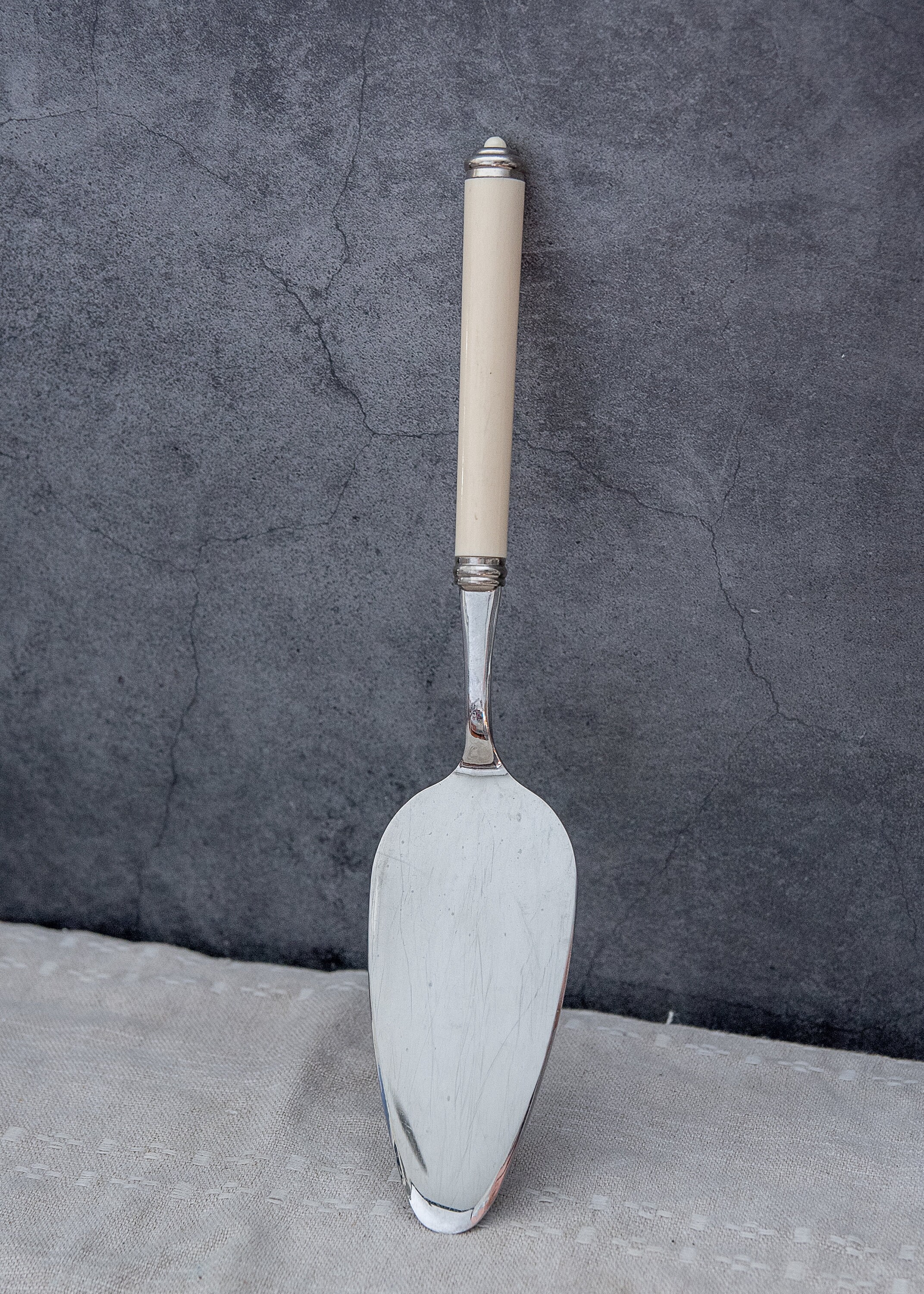 Vintage Cake Server Mid-century Cake Knife Tart Slice Made in Italy ...