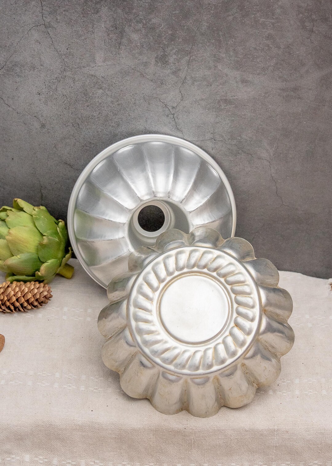 Vintage Mold Set of 2 Aluminium Cake Mold Scandinavia Farmhouse Kitchen ...