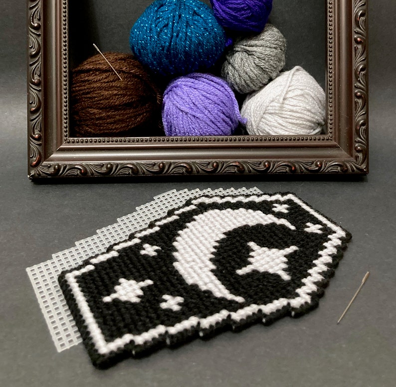 Plastic Canvas Pattern Vampire Coffin PDF Downloadable - Etsy