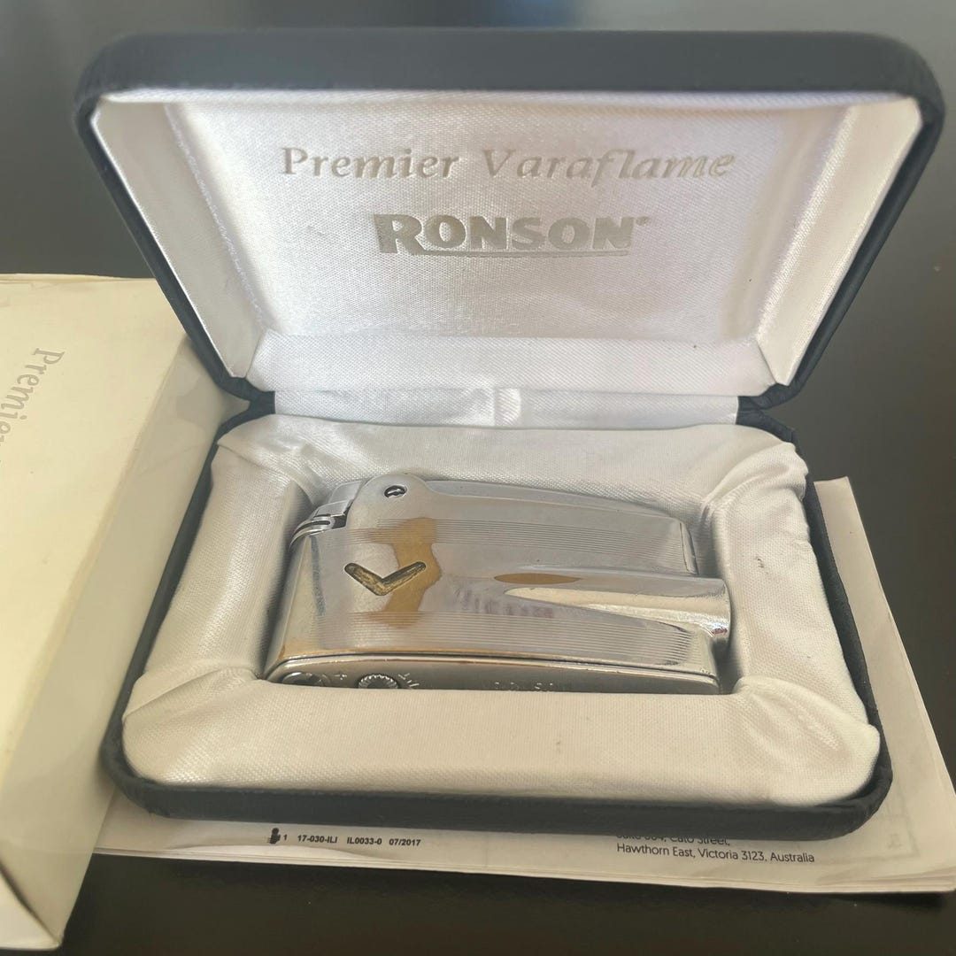 Ronson Lighter, New Version/type plastic Tank is Cracked for Parts or ...