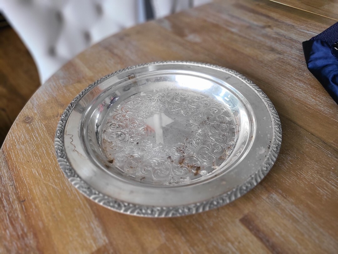 Vintage Oneida Henley Tudor Plate Round Serving Tray Platter - Etsy