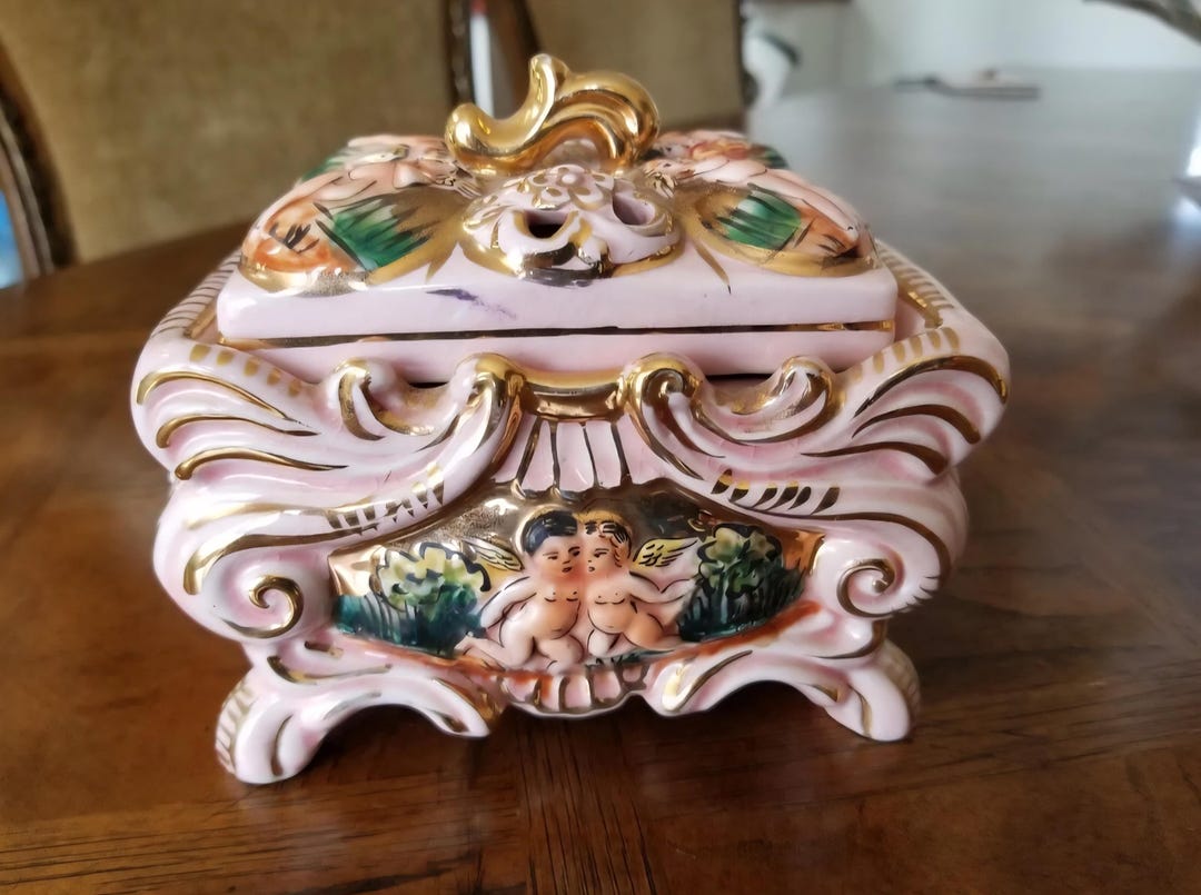 Antique Capodimonte Porcelain Box 6"×4 - Etsy