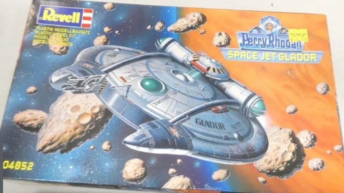 Vintage Revell 04852 Perry Rhodan Space Jet Glador - Etsy