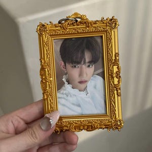 Mandu Deco 3D Printed Museum Frame Inspired Photocard Holder, Work of ...