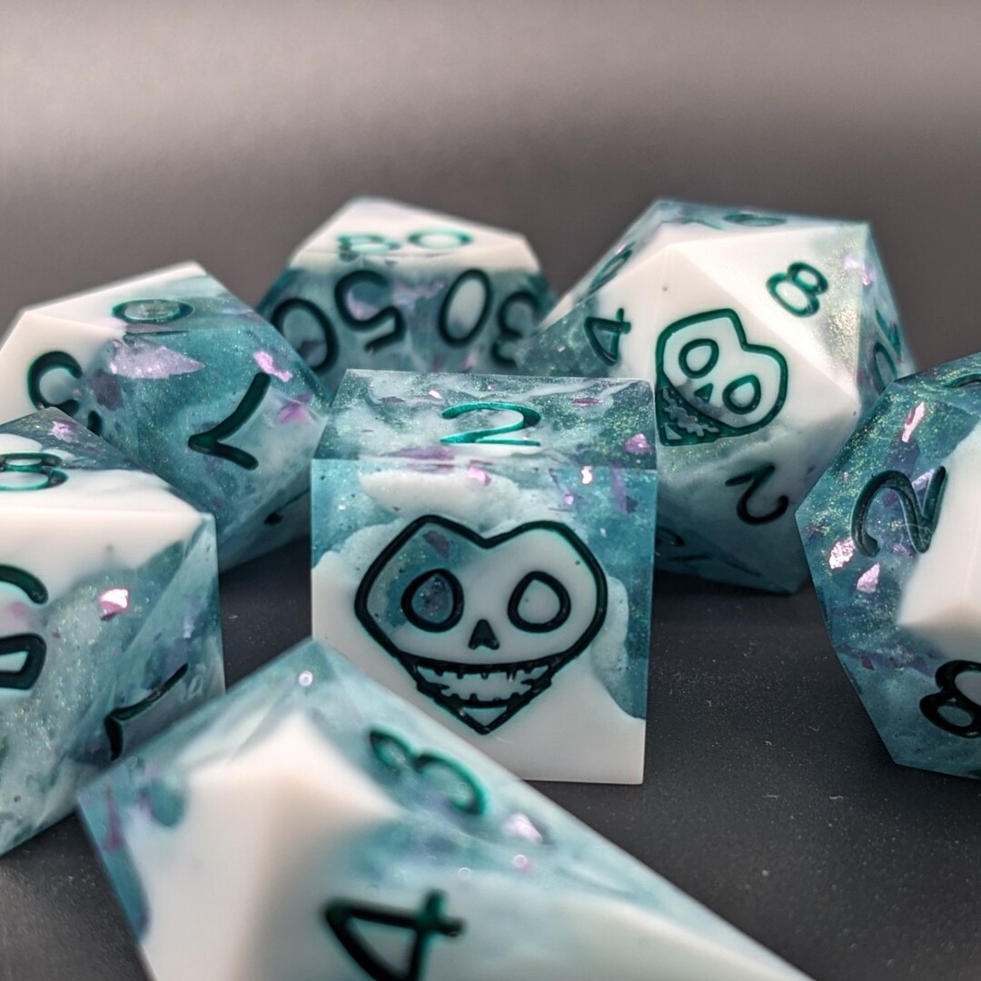 Snow Capped Evergreens 7 Piece Dnd Ttrpg Sharp Edge Dice Set - Etsy