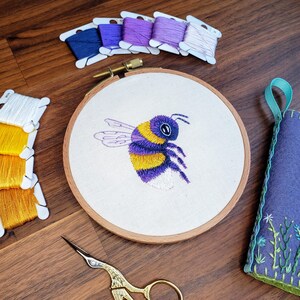 Colorful Bumblebee Hand Embroidery Pattern, Thread Painting ...