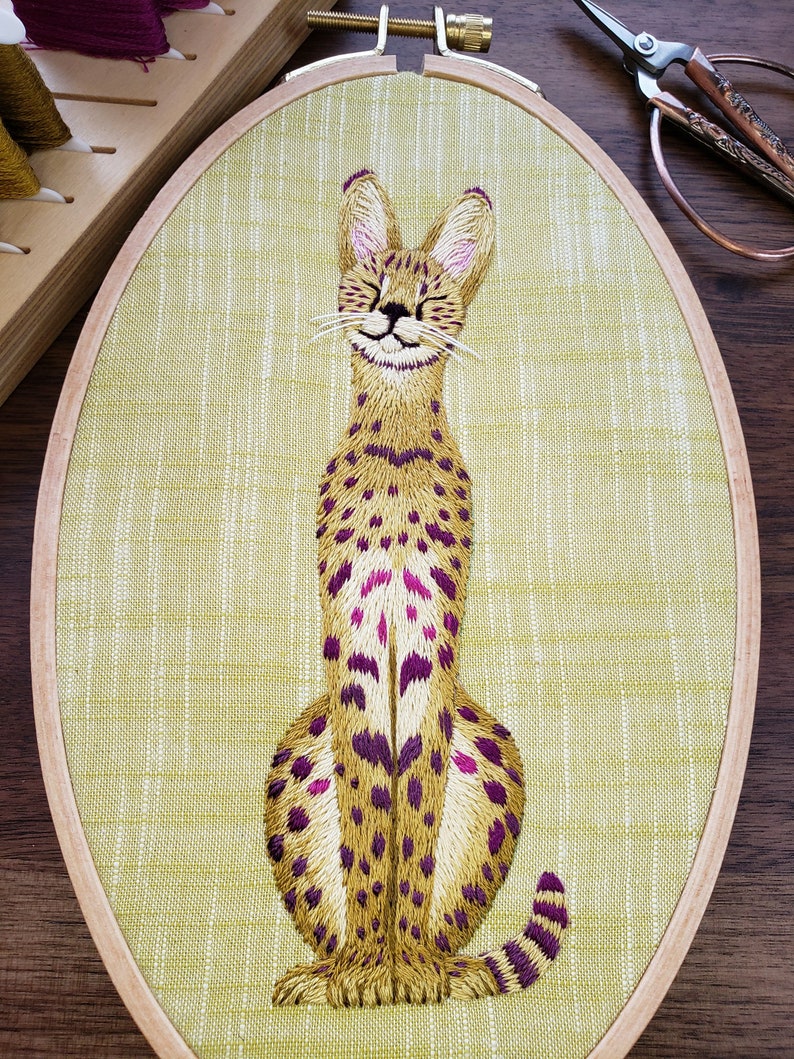Serval in an Oval Hoop Hand Embroidery Pattern: Beginner Threadpainting ...