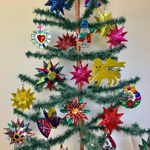 16 Point Embossed Painted Silver Star - Etsy