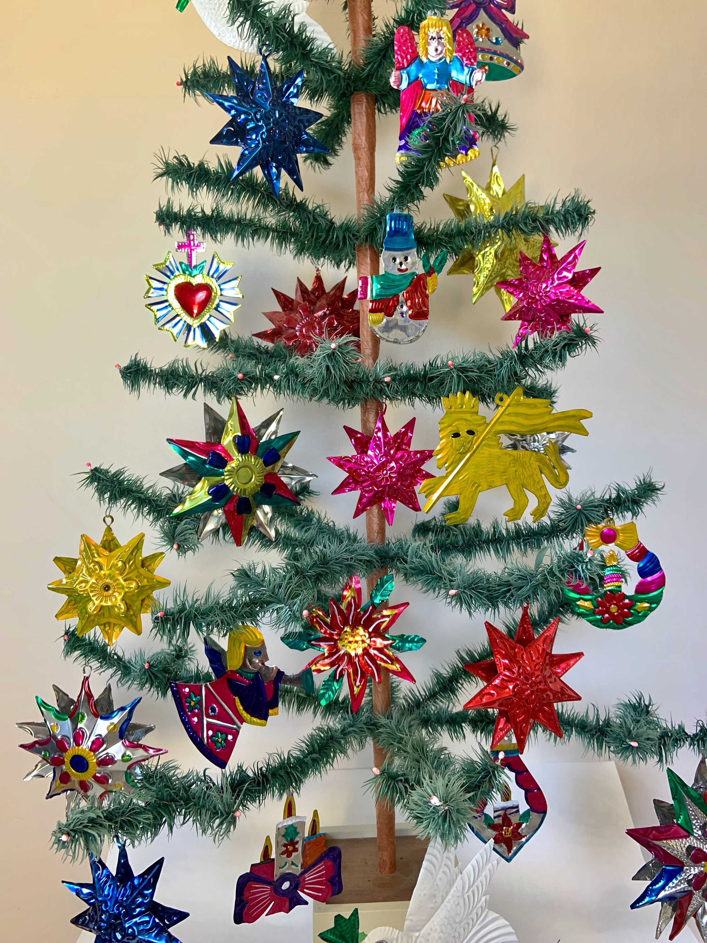 16 Point Embossed Painted Silver Star - Etsy