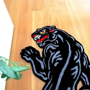 Panther Tufted Rug, Handmade Custom Rug, American Traditional Panther ...