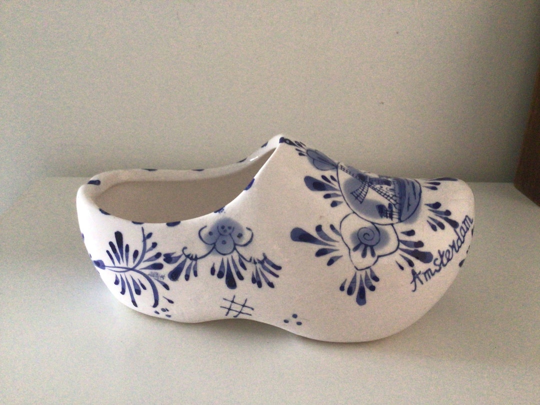 CLOG LARGE DUTCH Clog Vintage Blue Delft China Dutch Shoes Figurine ...
