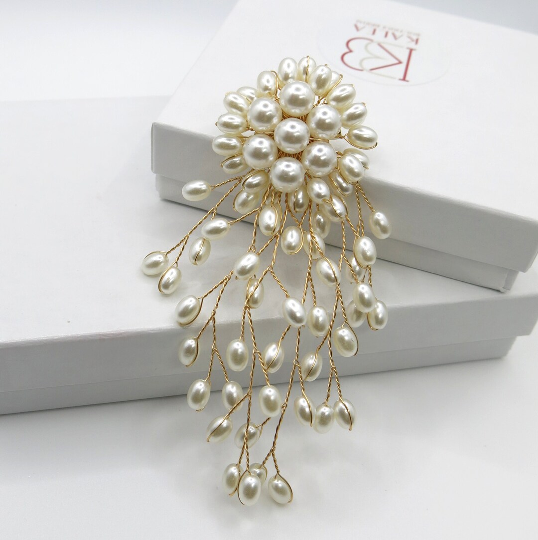 Bridal Bouquet Cascade Pearl Brooch, Hand Wired Wedding Pearl Brooch ...