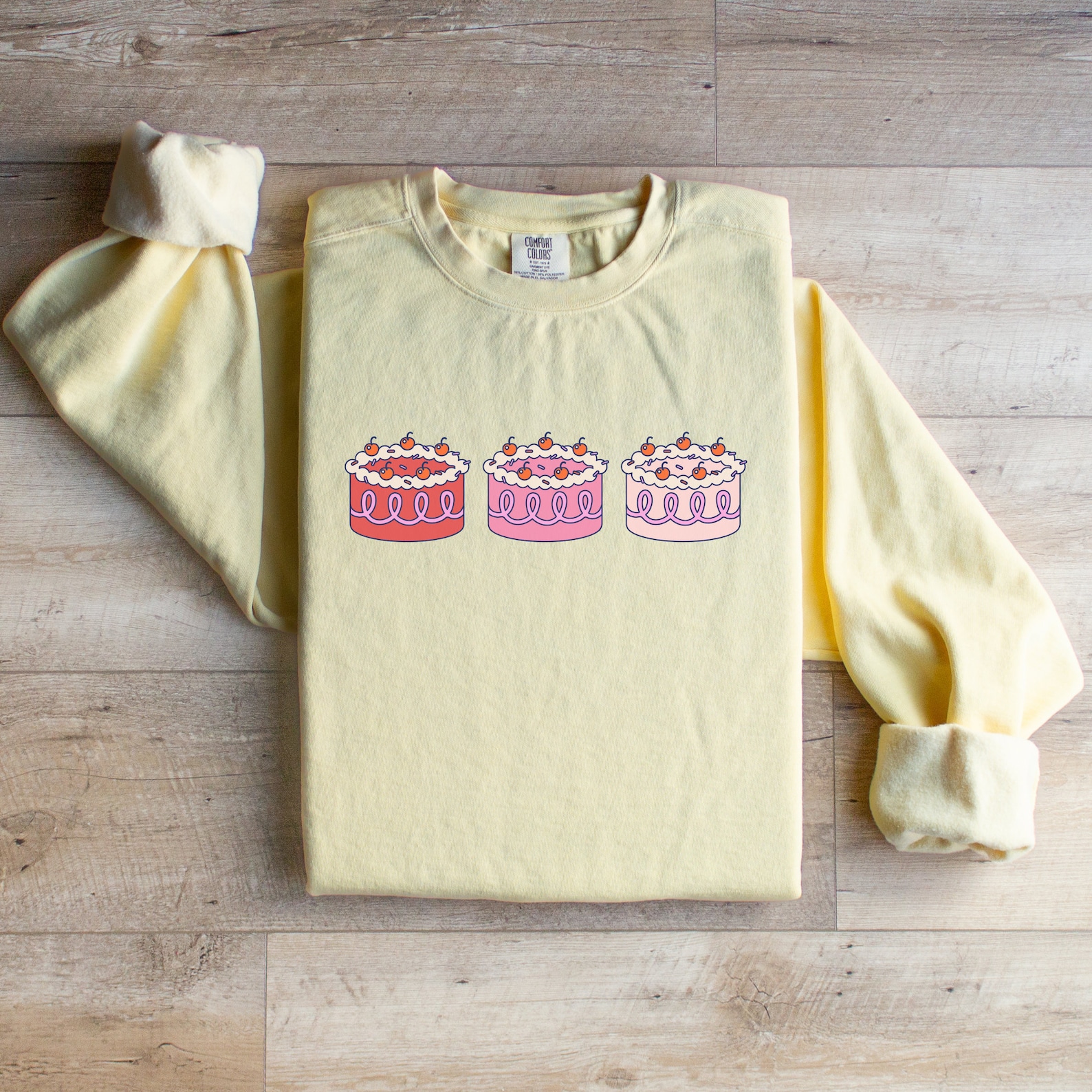 Cute Retro Cake Valentine Sweatshirt, Baker Sweatshirt, Women's ...