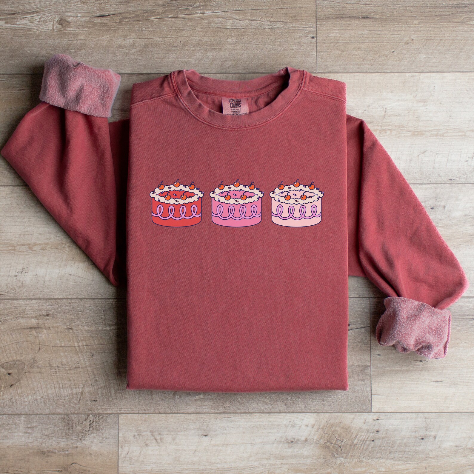 Cute Retro Cake Valentine Sweatshirt, Baker Sweatshirt, Women's ...
