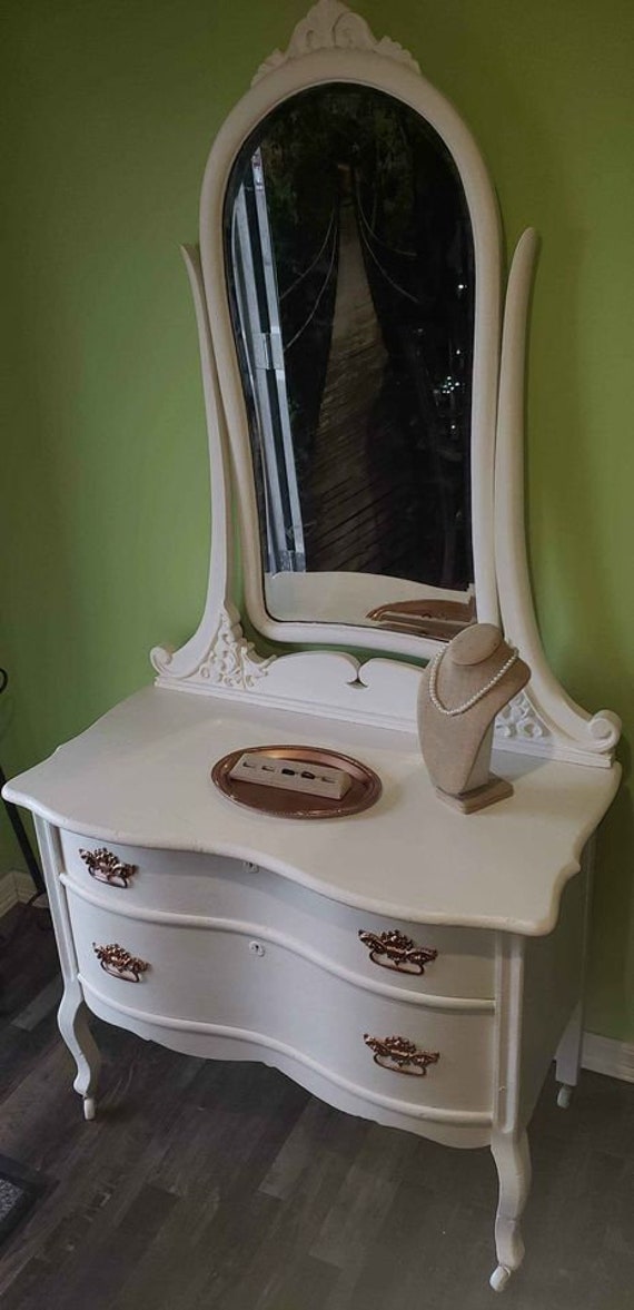 Tall dressing table mirror store