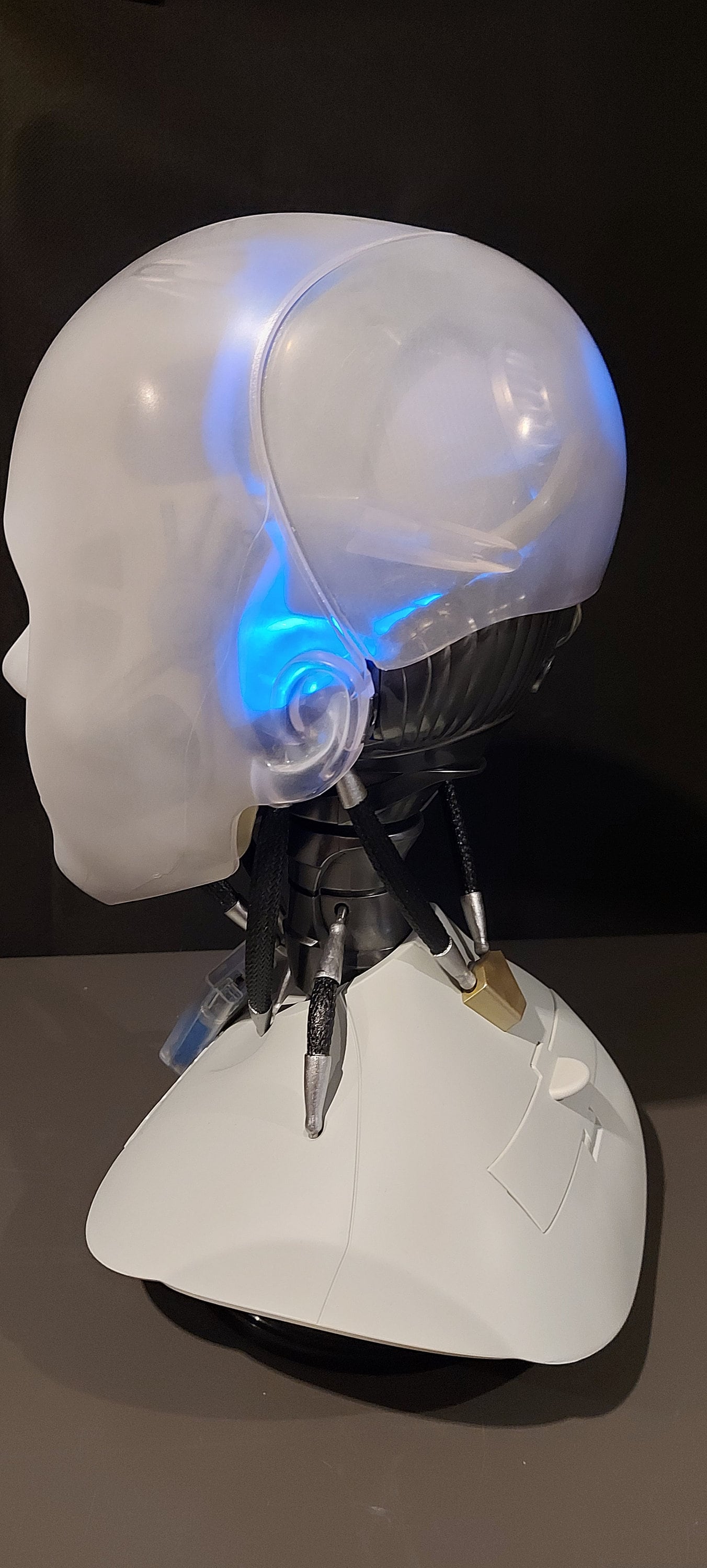 I Robot Sonny Bust 1/1 Scale Lifesize Replica With Lights - Etsy