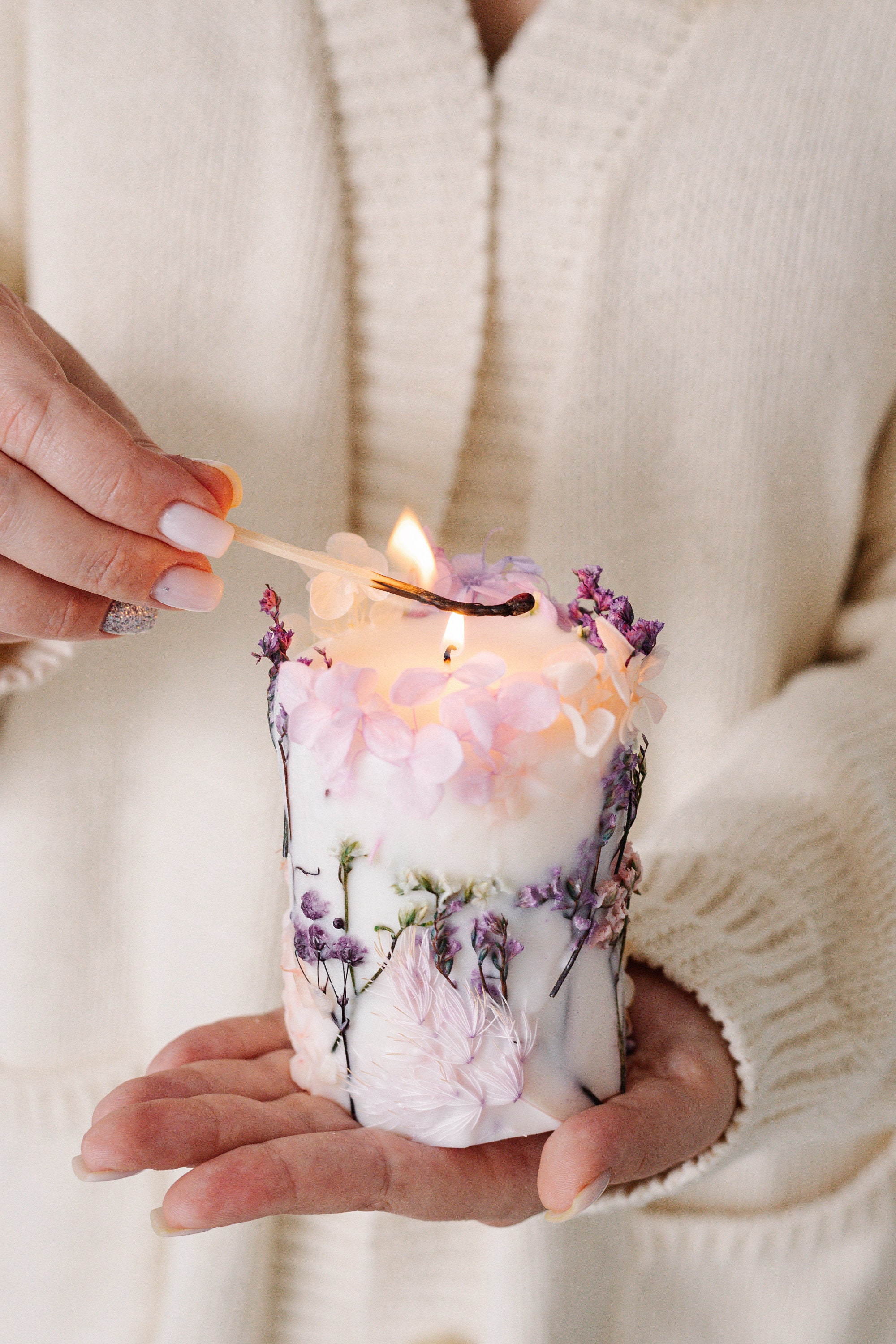 Dry Flowers Candle, Handmade Item, Botanical Candle With Flowers ...