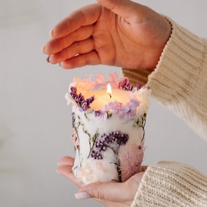 Dry Flowers Candle, Handmade Item, Botanical Candle With Flowers ...