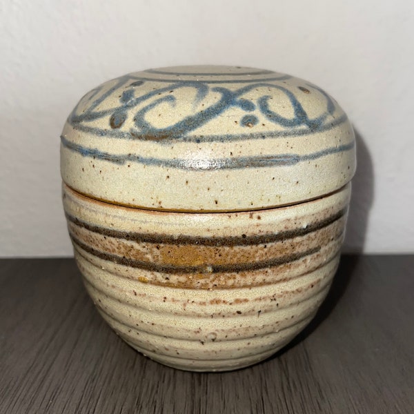 Pottery Urn - Etsy