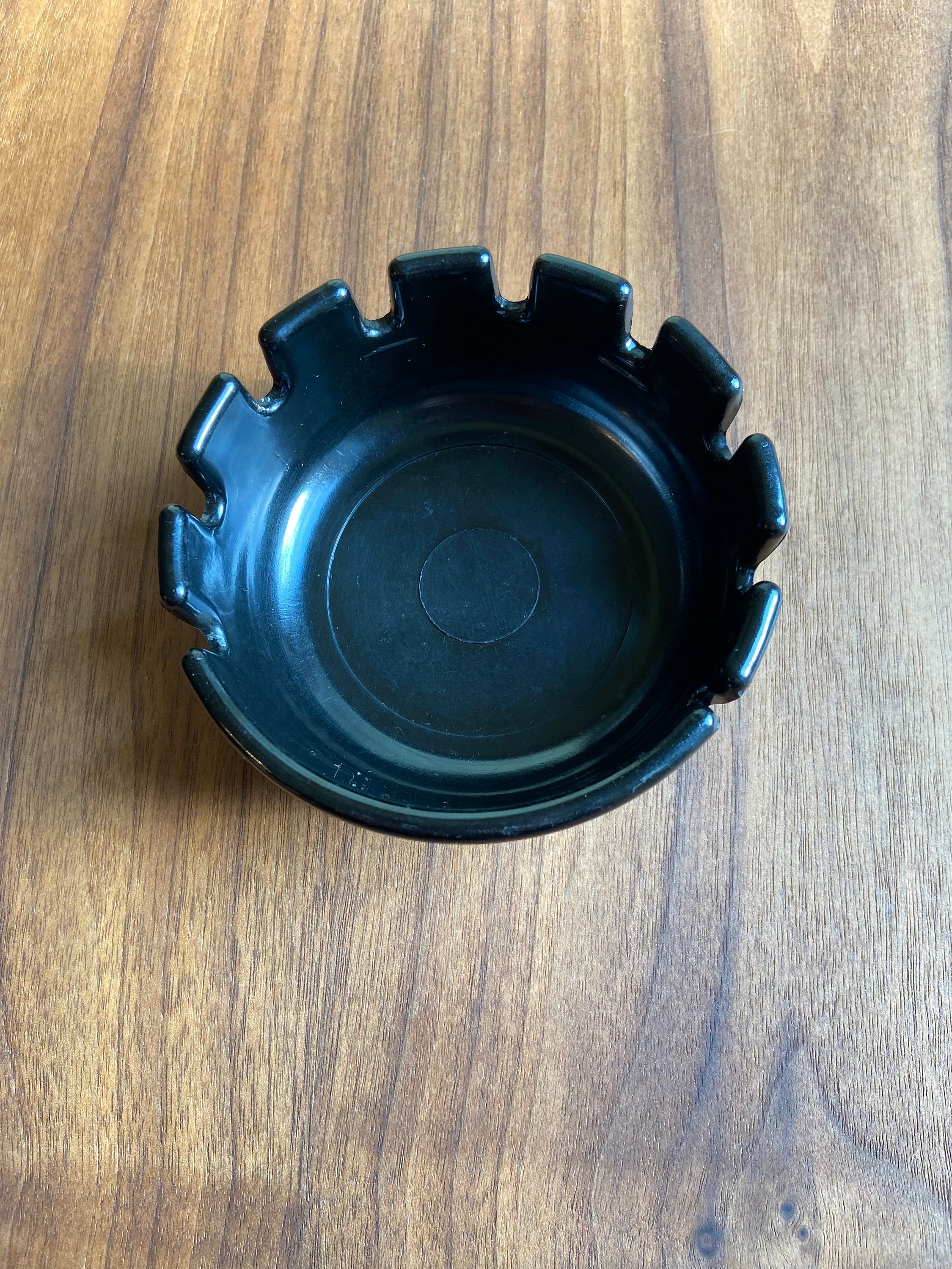 Holiday Inn Vintage Black Melamine Ashtray/retro Motel/1970s Road-trip ...