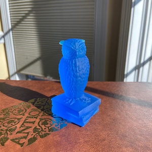 Westmoreland Blue Satin Glass Owl Figurine on 2 Books/owl Lover/book ...