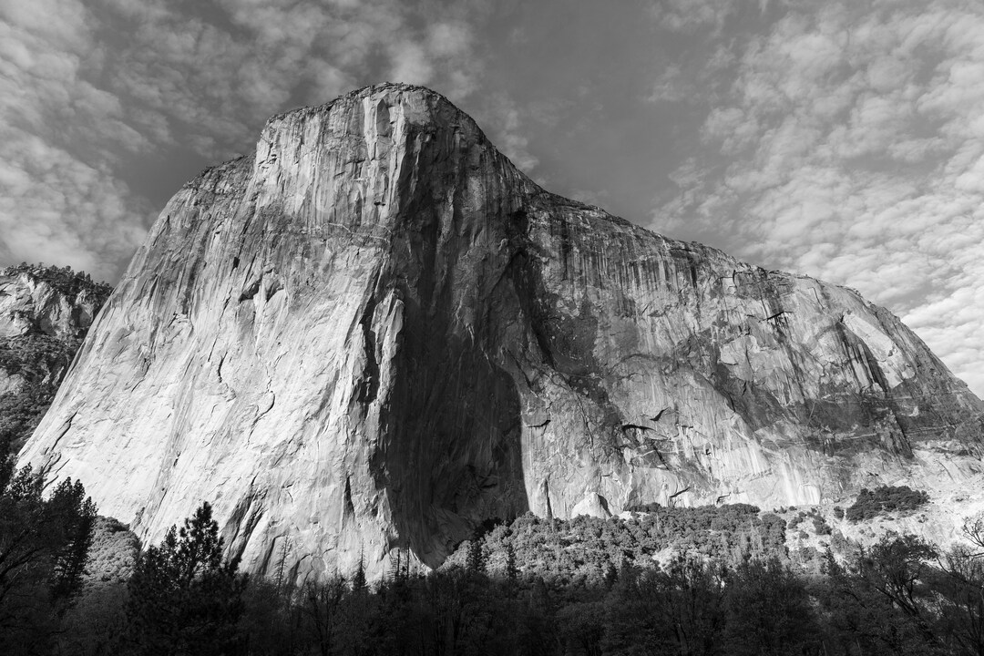 El Cap V1 (monochromatic) - Etsy