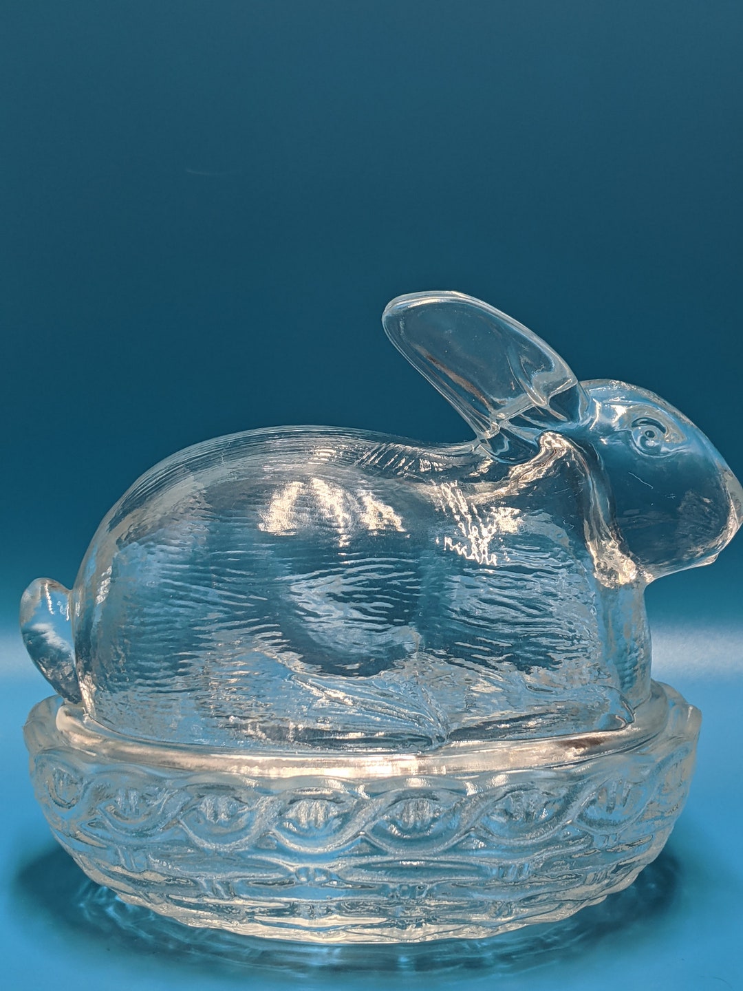 L.E. Smith Clear Glass Bunny on Nest - Etsy