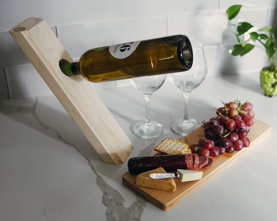 Floating Wine Bottle Holder, Balancing Wine Bottle Display, Bottle Rack ...