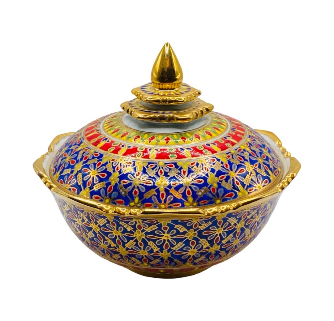 Thai Porcelain Benjarong Pottery Hand Painted Gold Leaf Lidded Dish. - Etsy
