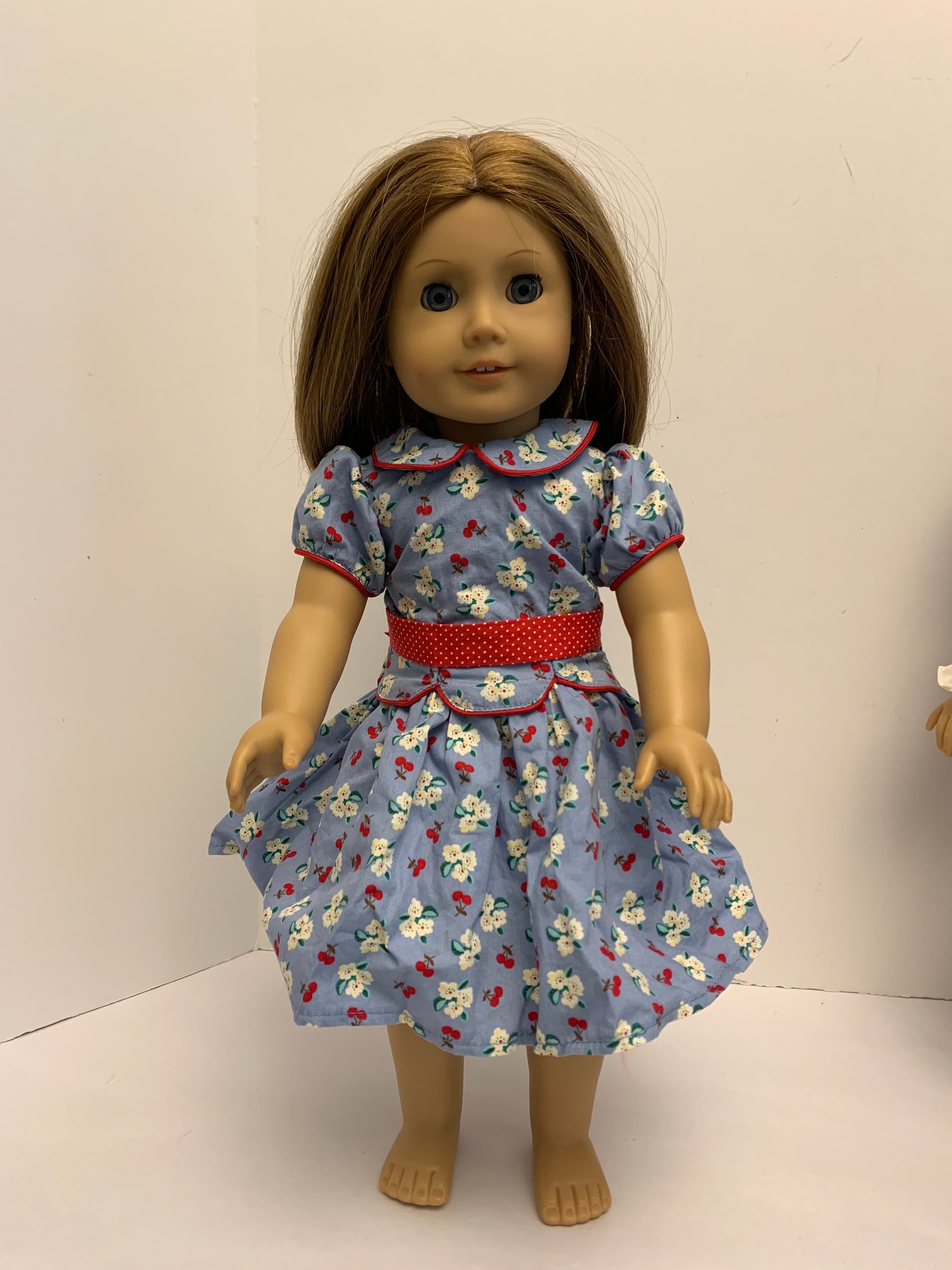 American Girl Dolls Molly And Emily