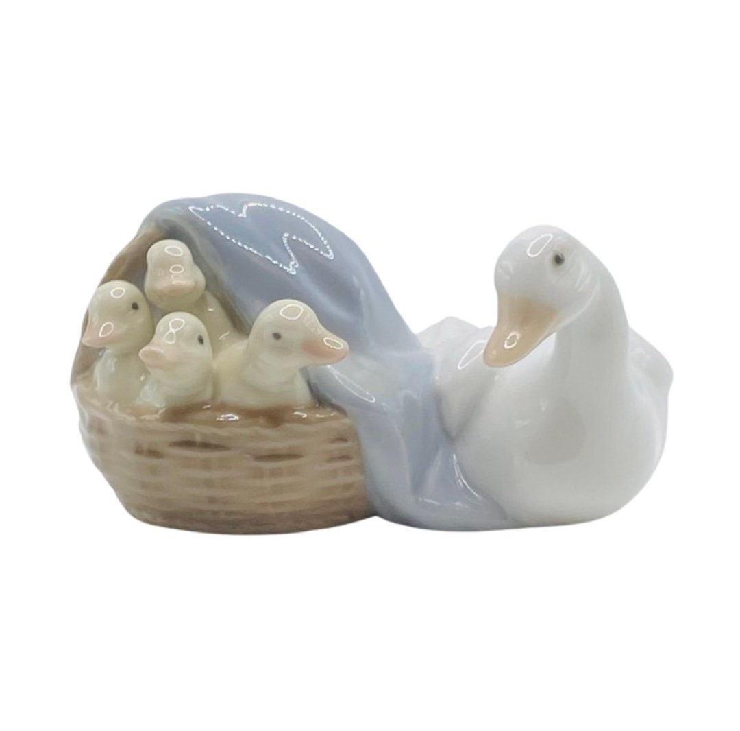 Vintage Lladro Mother Duck With Ducklings in a Basket Porcelain ...