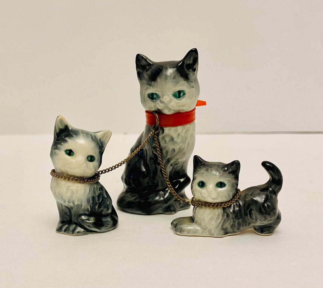 Mid Century Goebel Gray Tabby Cat With Leashed Kittens W. Germany ...