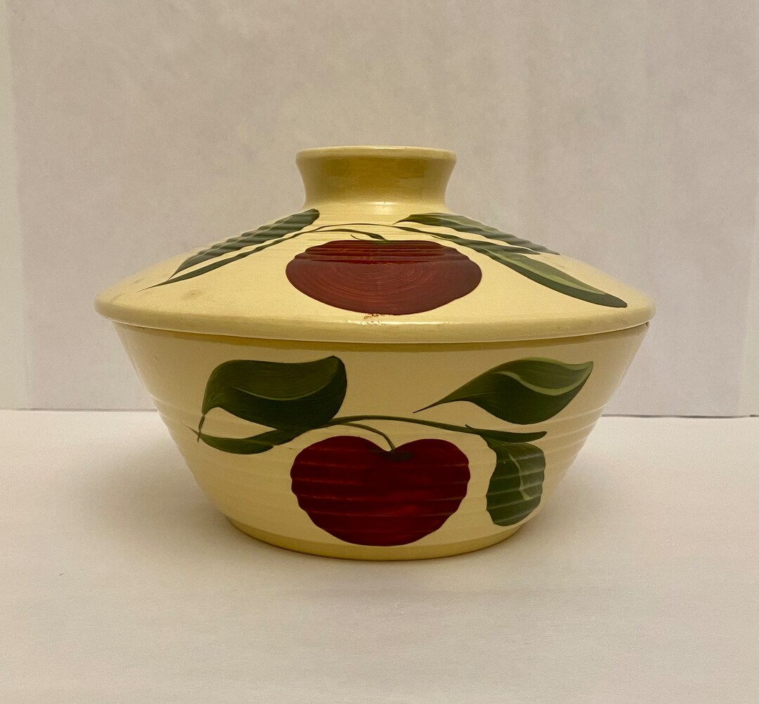 Vintage Watt Pottery 601 Apple 3 Leaf Design Ribbed Bowl With Lid. - Etsy