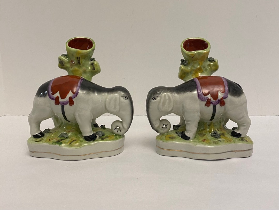 Vintage Chinoiserie English Staffordshire Style Mantle Elephant Spill ...