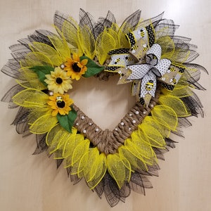 Bumblebee Heart Wreath - Etsy