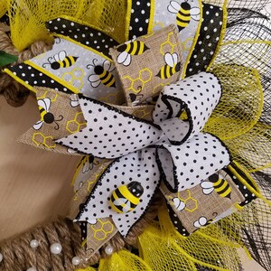 Bumblebee Heart Wreath - Etsy