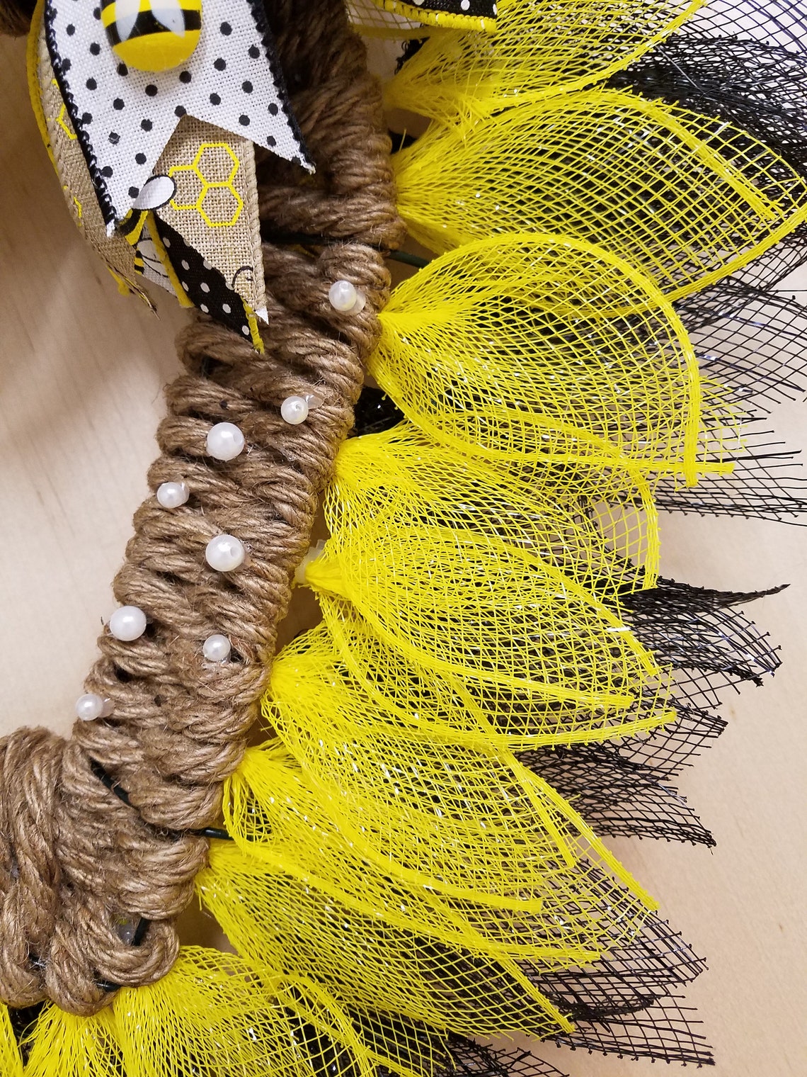 Bumblebee Heart Wreath - Etsy