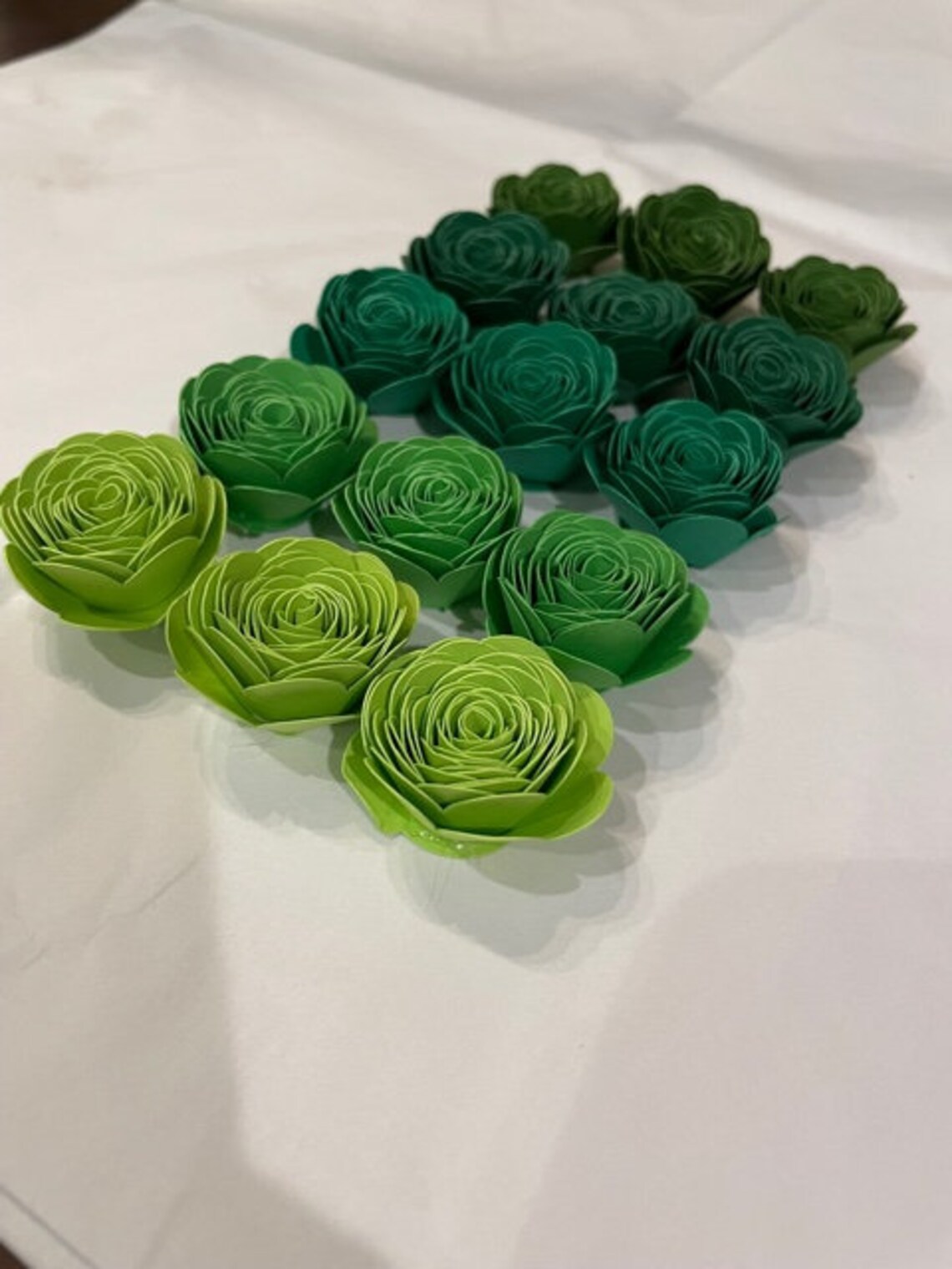 Green Paper Roses- Green Paper Flowers - Etsy