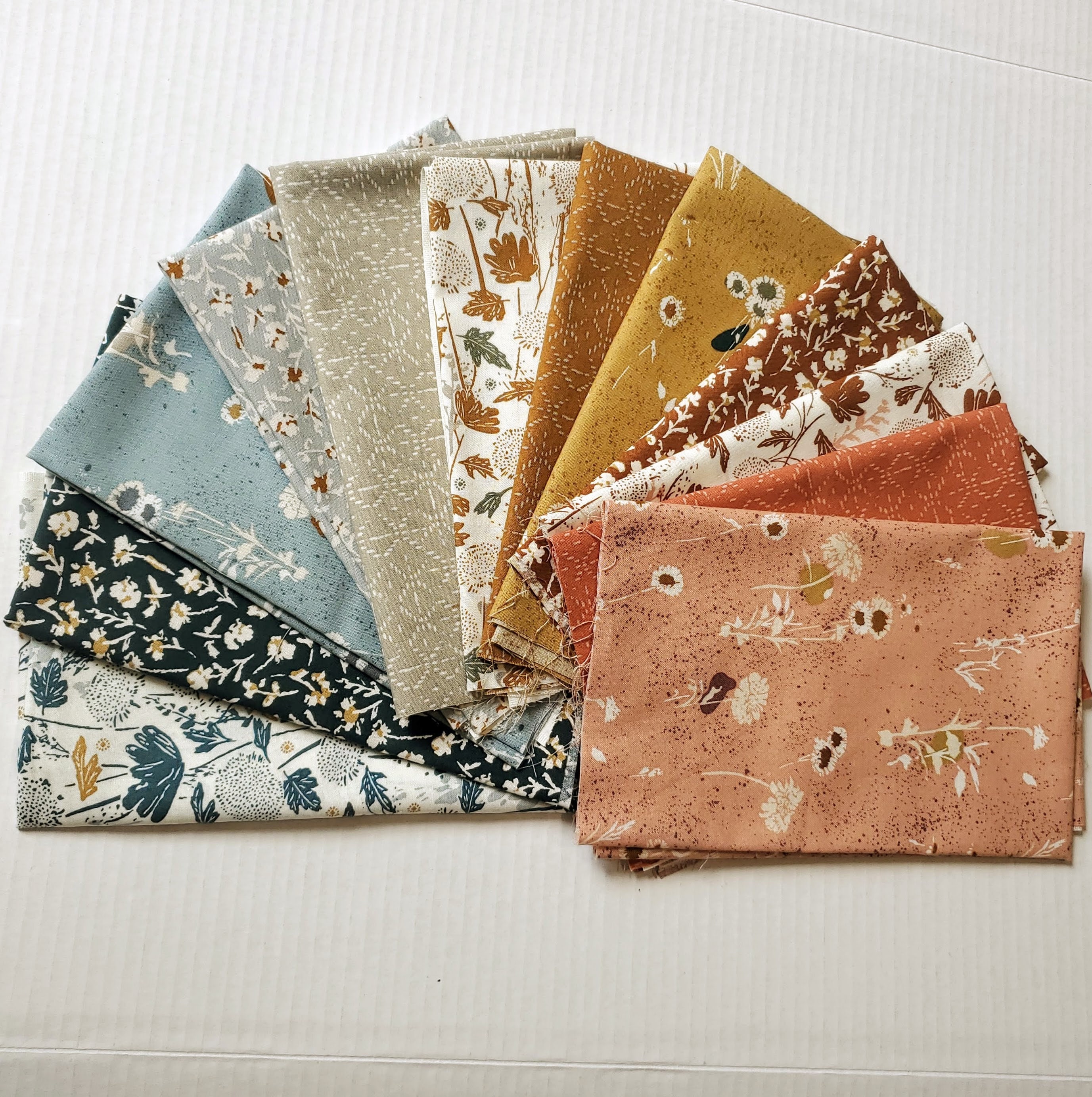 Summer Folk Bundle 12 Fat Quarters Quilting Cotton Fabric - Etsy