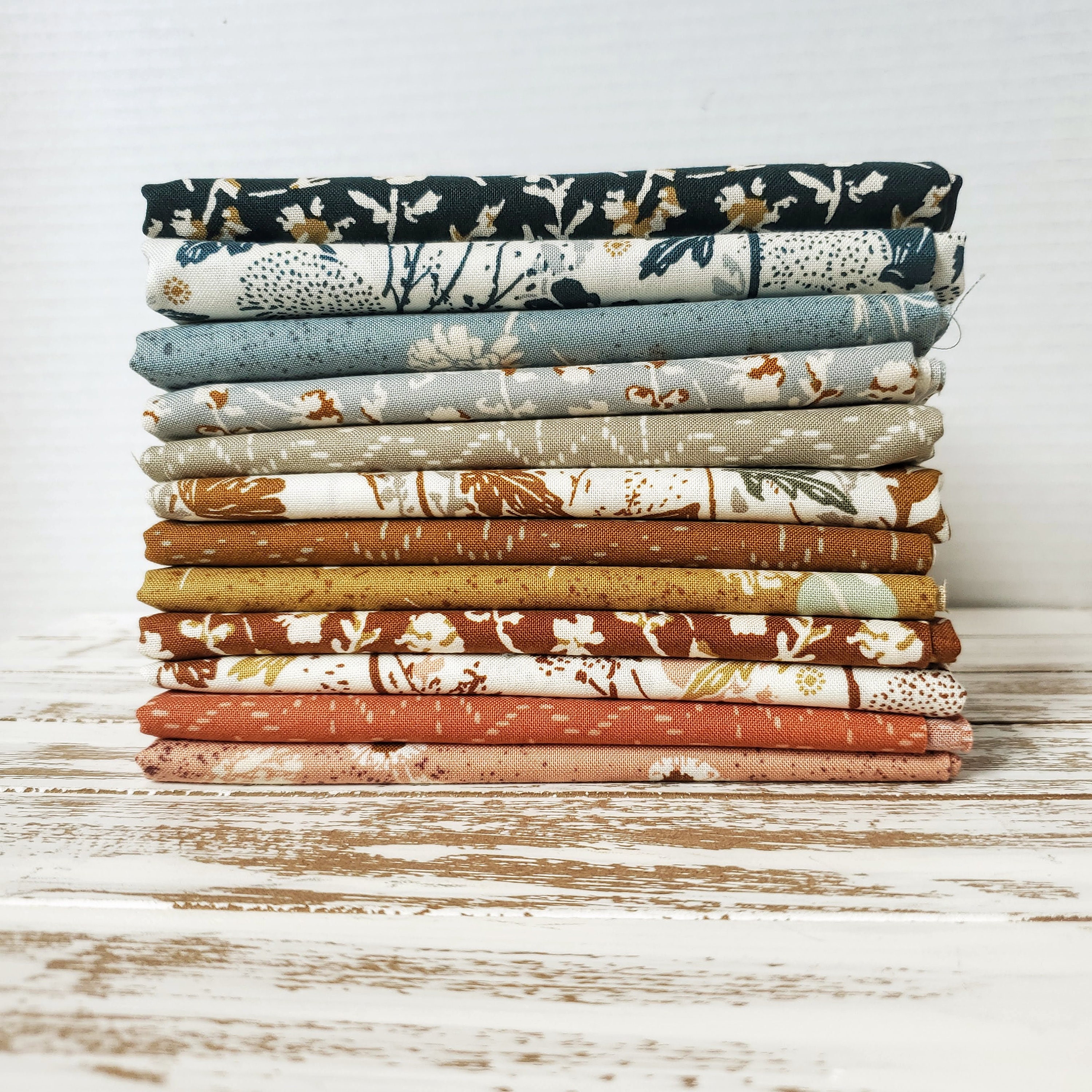 Summer Folk Bundle 12 Fat Quarters Quilting Cotton Fabric - Etsy