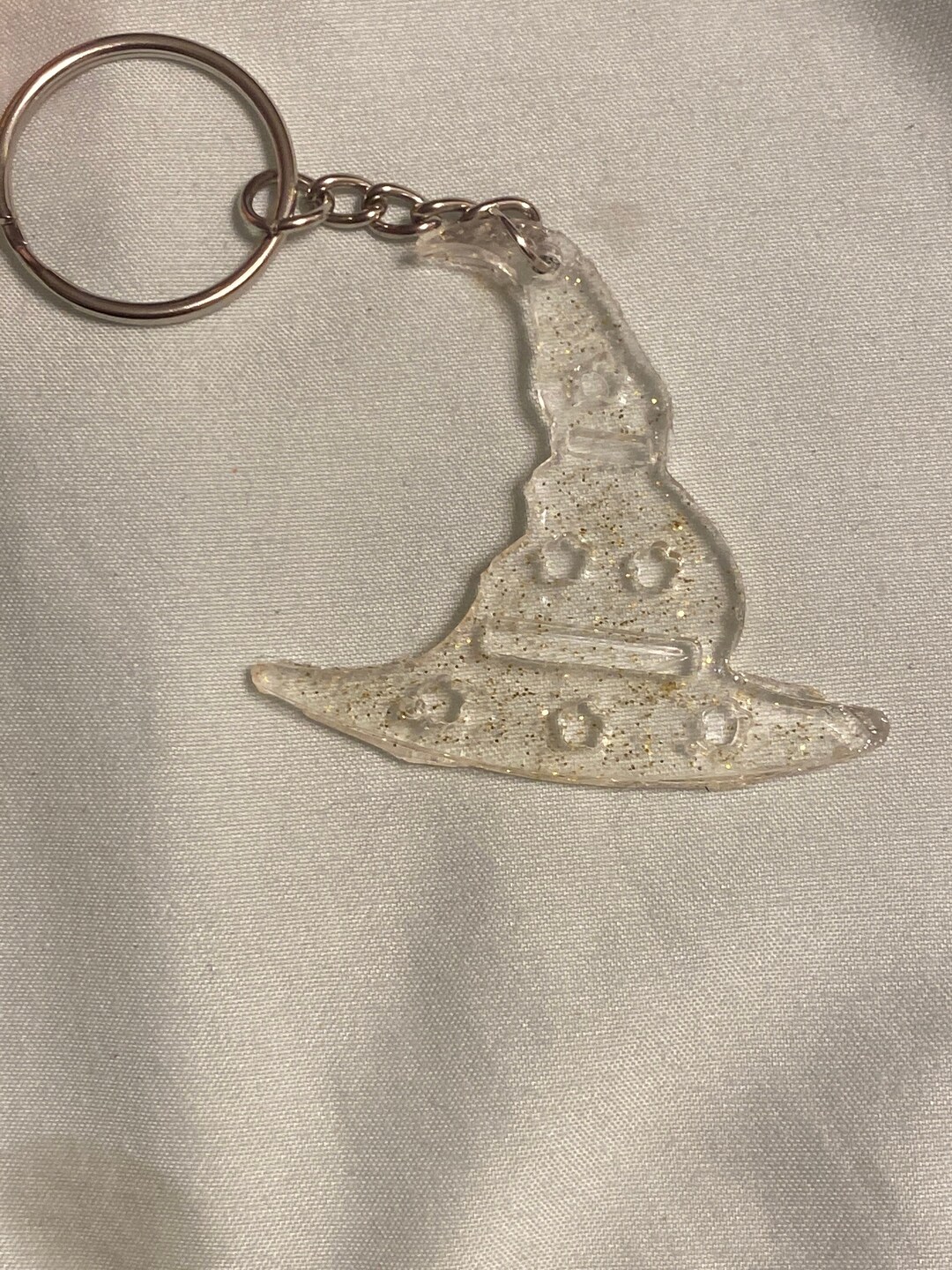 Gold Glitter Witch Hat Keychain – UV Resin Halloween Charm - Etsy