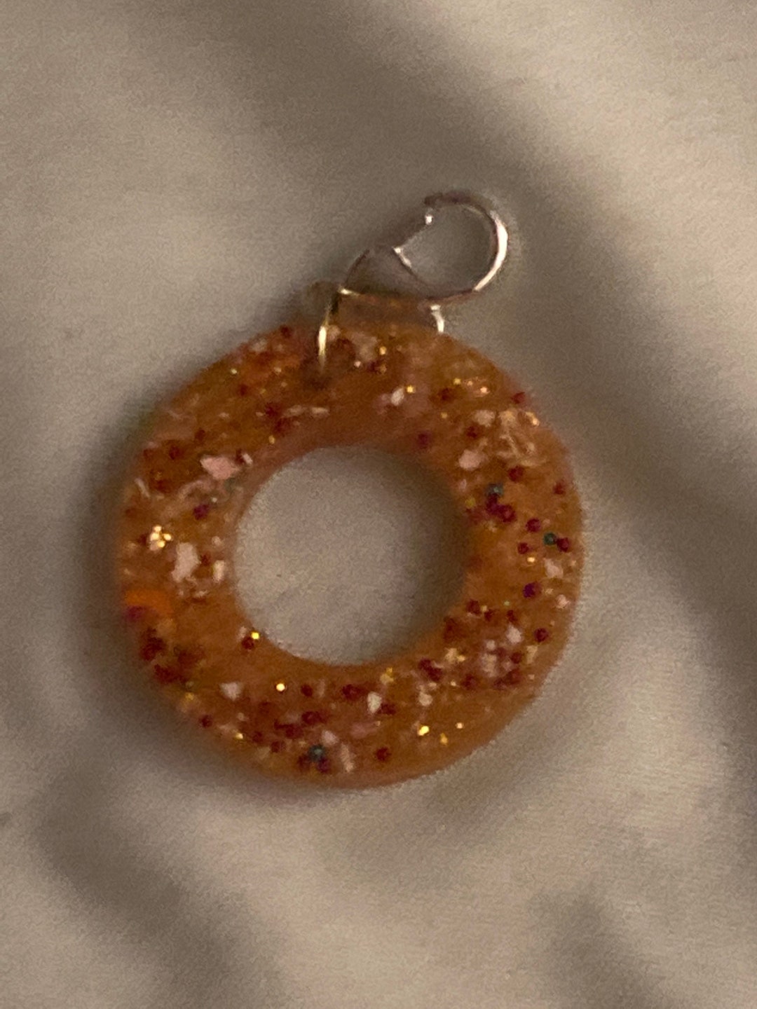 Small Doughnut Shaped UV Resin Pendant, Gold & Yellow Glitter, Egg ...