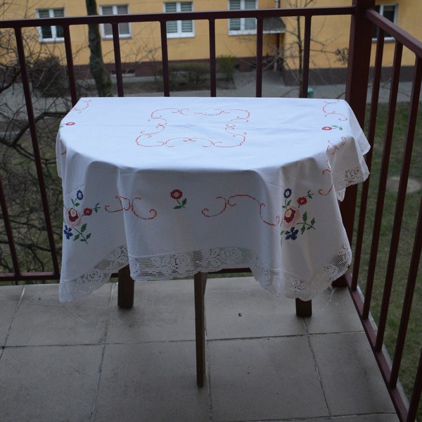Vintage Hand Embroidery Tablecloth - Etsy