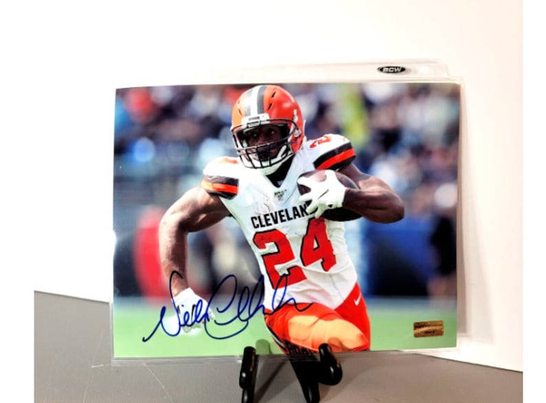 Nick Chubb Autograph NFL Football Photo Certified - Etsy