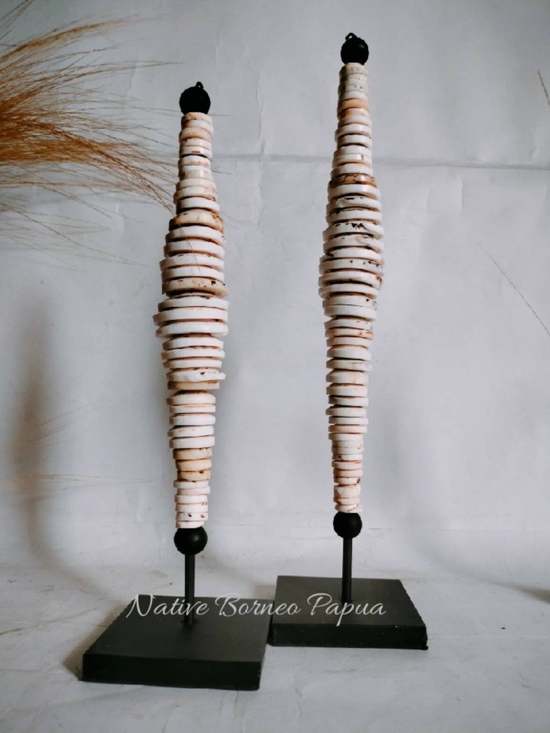 Lumi Shell Money Stick: Papua New Guinea Wealth Decor (17"/13.78") - Etsy