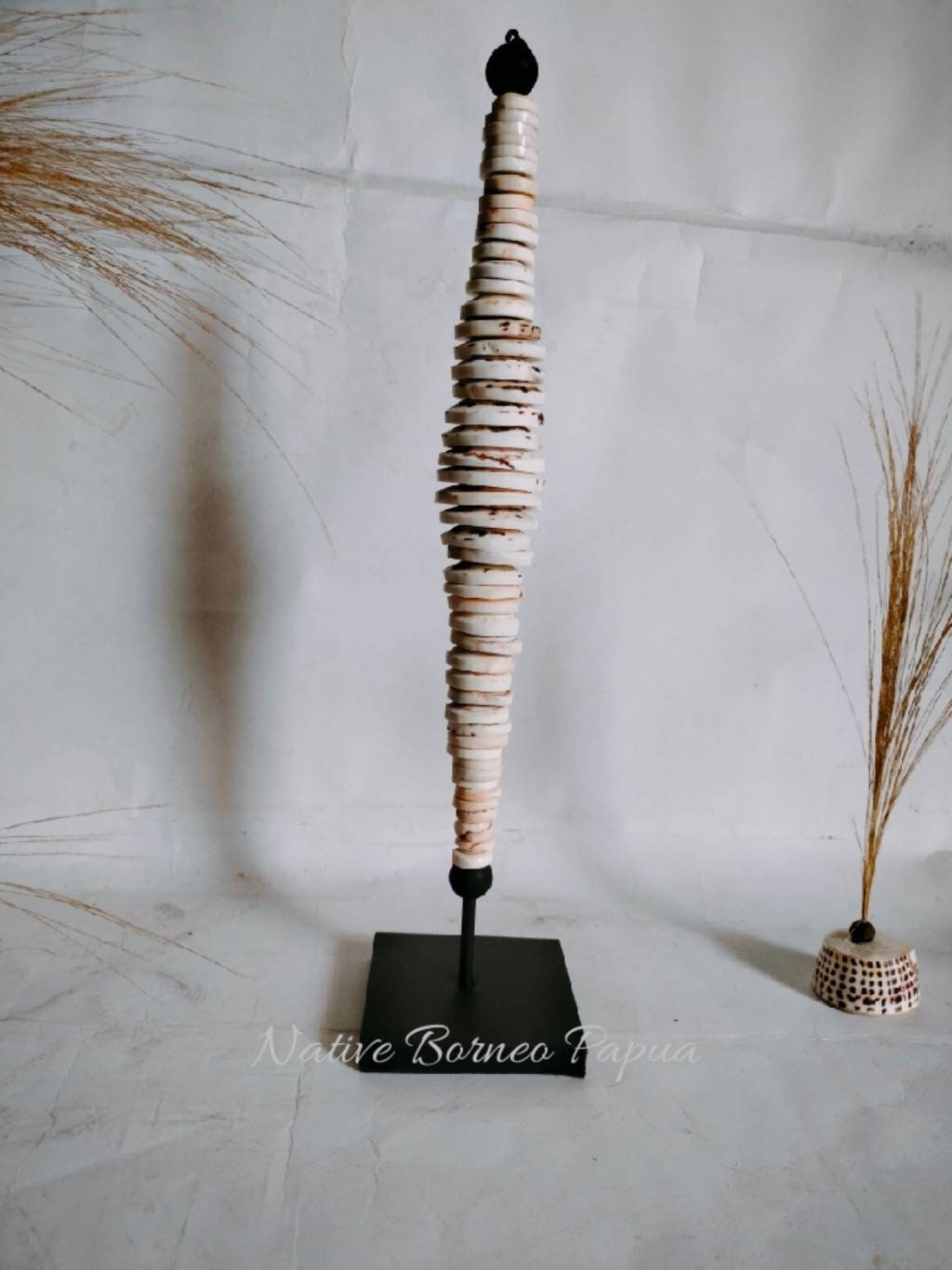 Lumi Shell Money Stick: Papua New Guinea Wealth Decor (17"/13.78") - Etsy